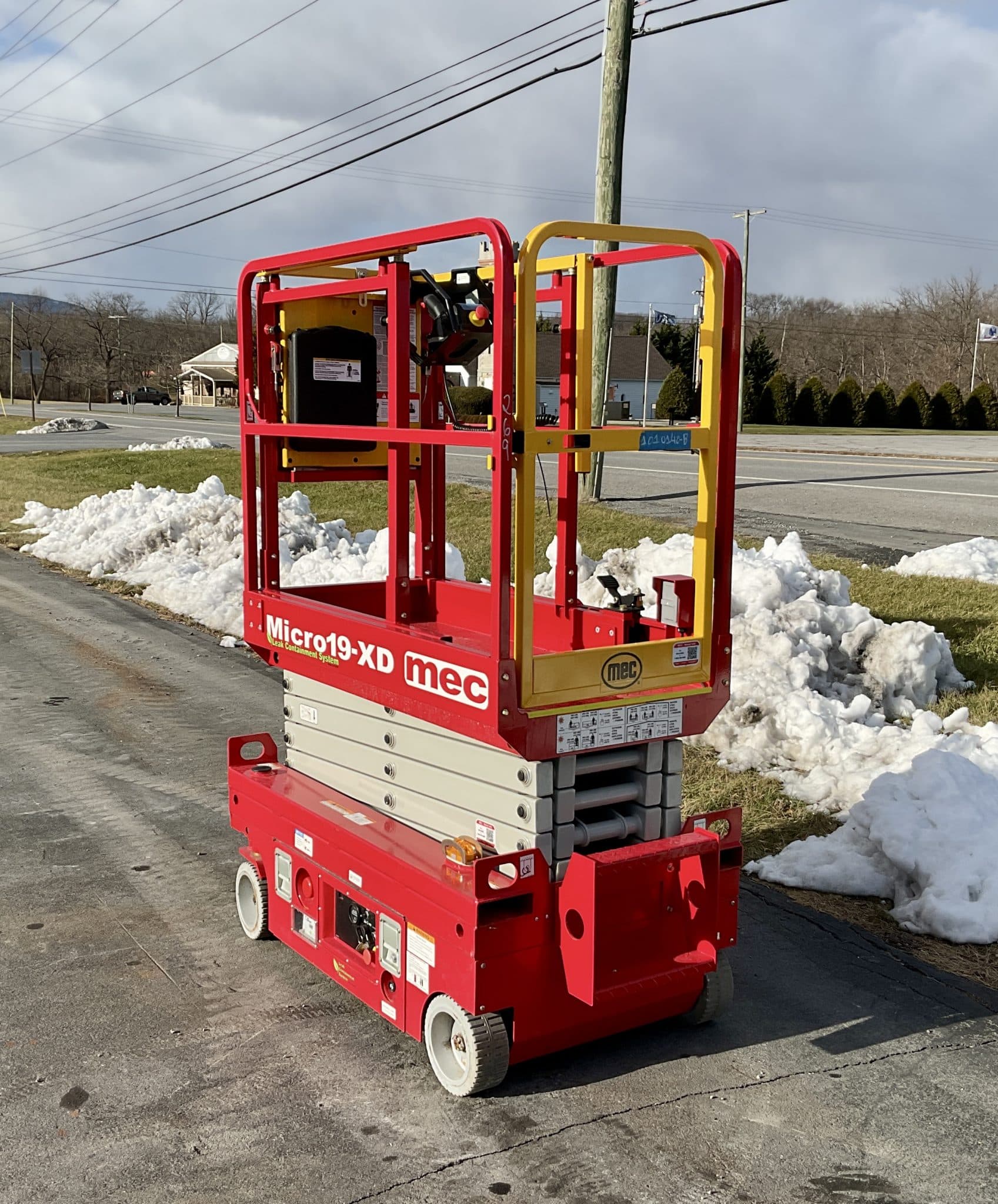 2024 MEC Micro 19-XD Electric Scissor Lift for Sale