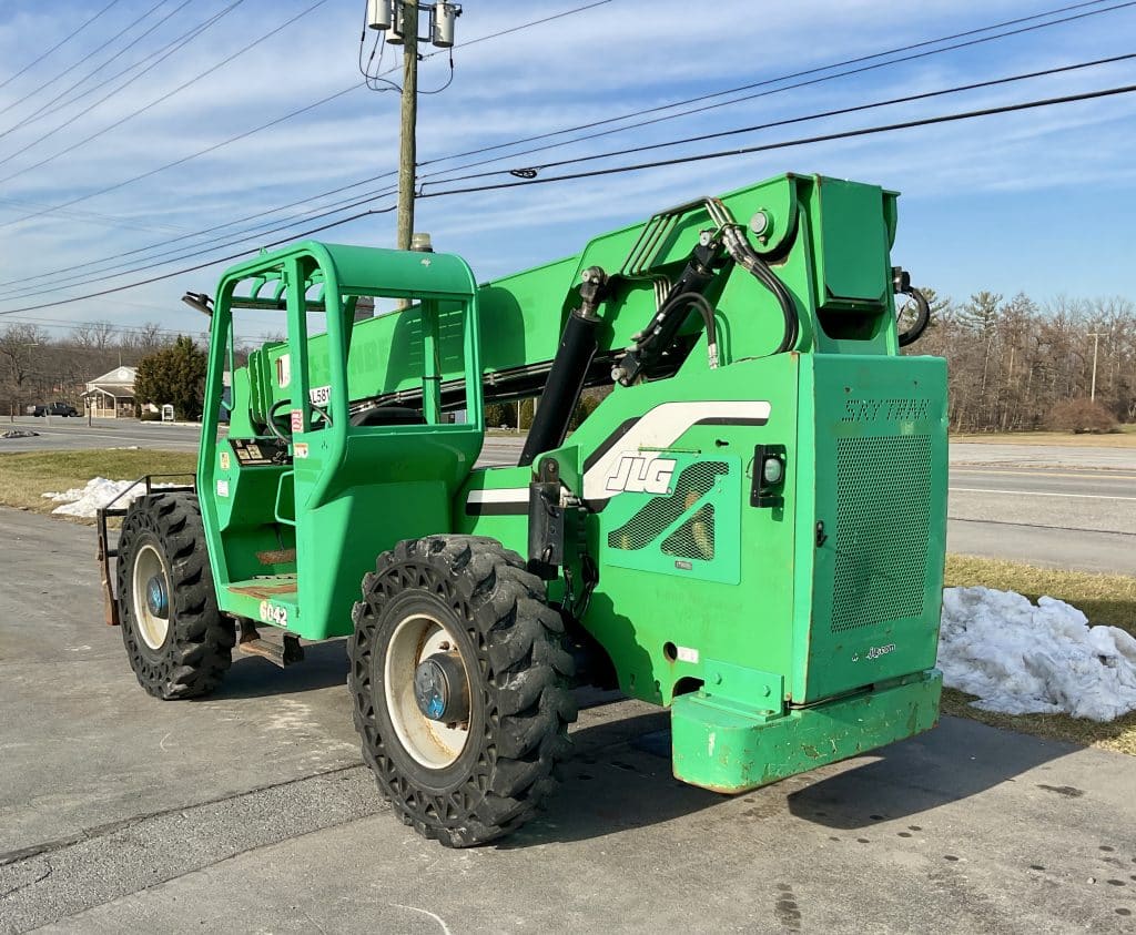 2014 SkyTrak 6042 Telehandler | 6,000 lb Capacity & 42 ft Lift